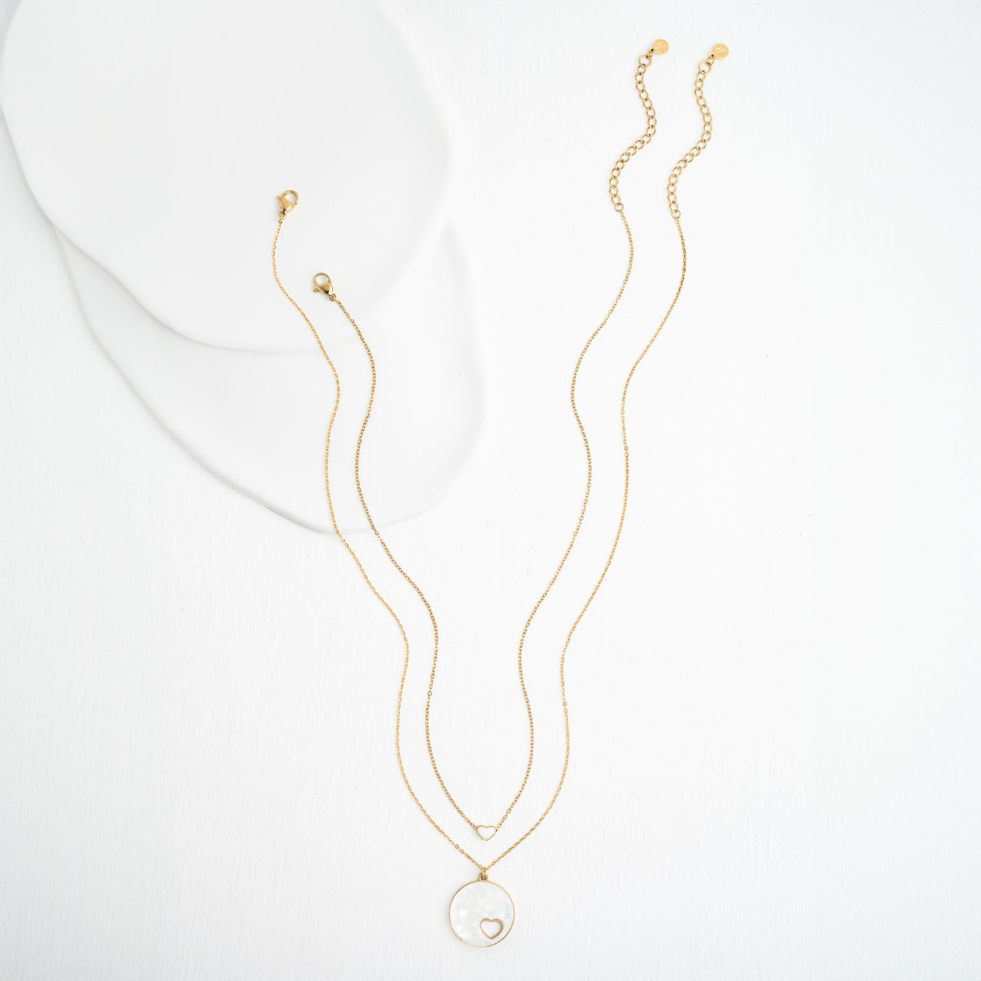 Journey Together Necklace Set in Mother of Pearl | Uno Alla Volta