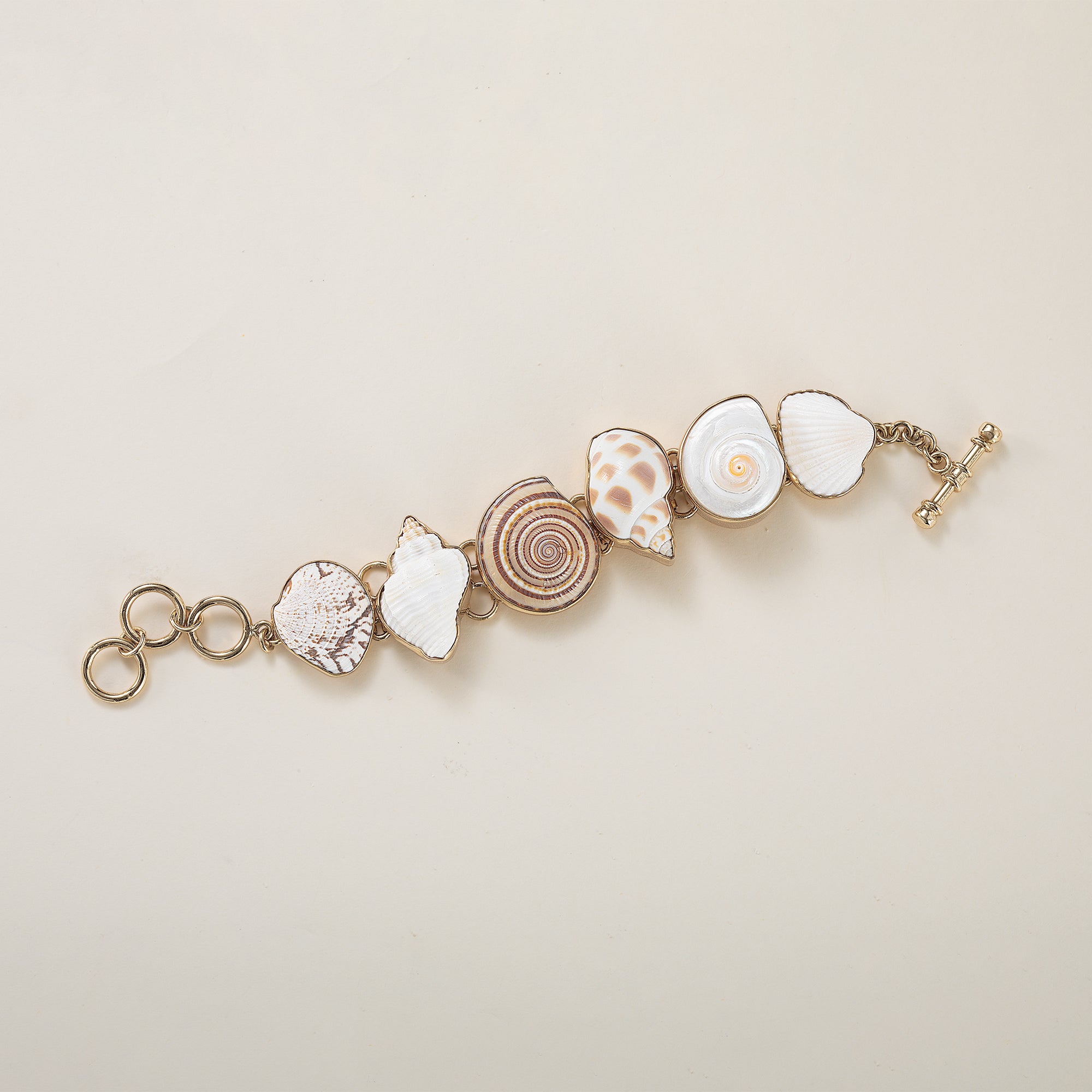 Washed Ashore Gulf Coast Shells Bracelet | Uno Alla Volta