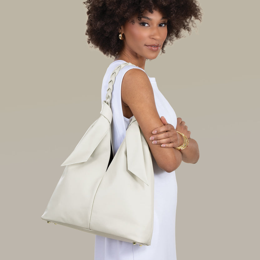 Handmade Handbags | Florentine Leather Handbags | Bucket Bags | Uno ...