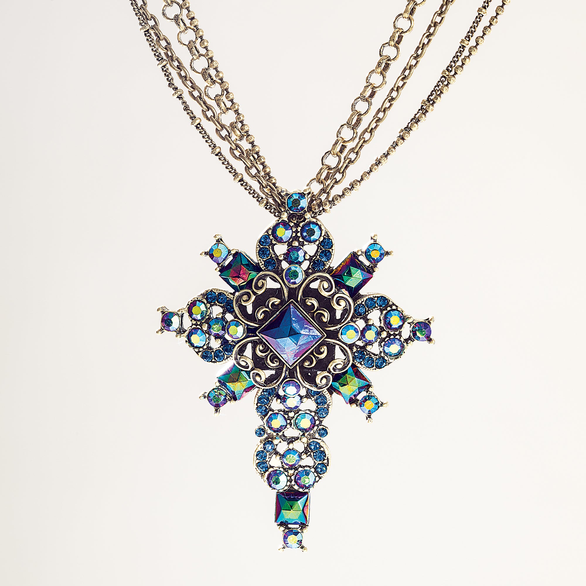 Regal Renaissance Multi Chain Cross Necklace | Uno Alla Volta