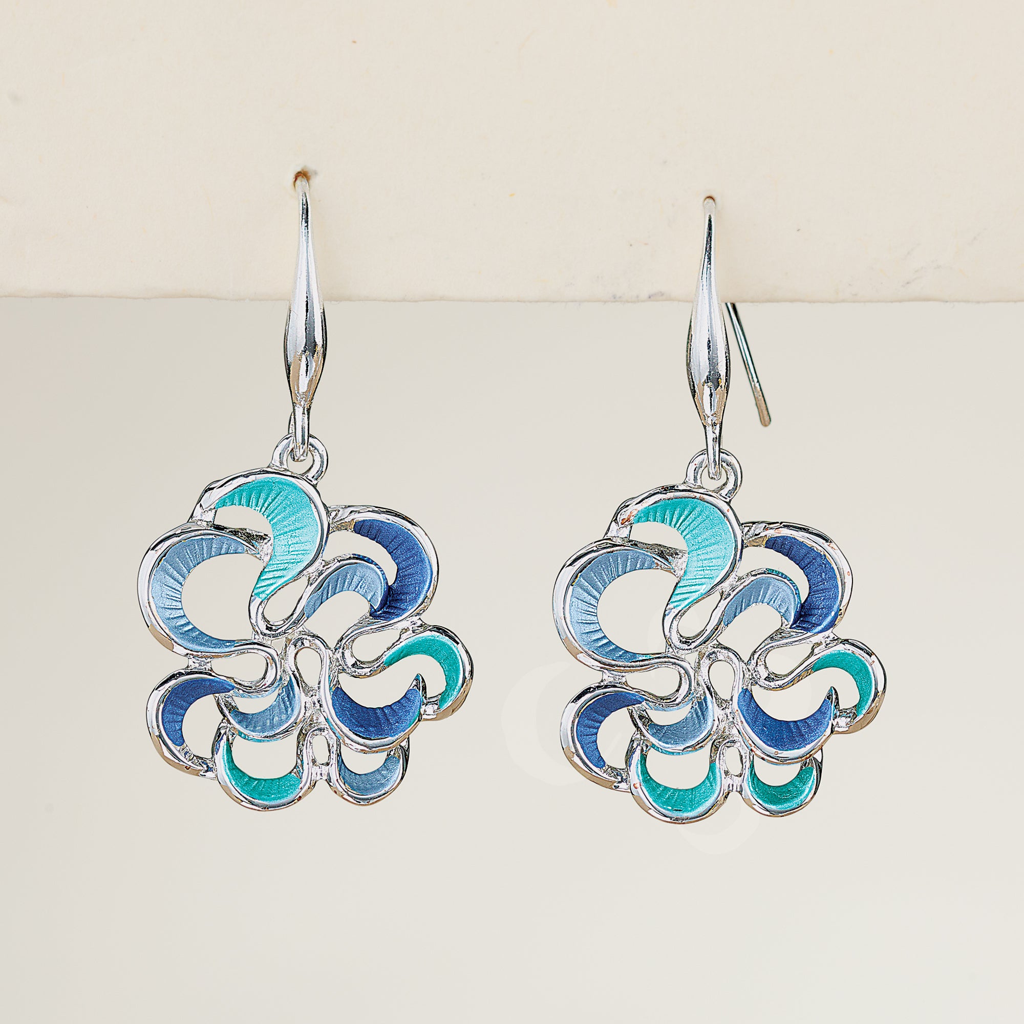Twirly Flower Earrings | Uno Alla Volta