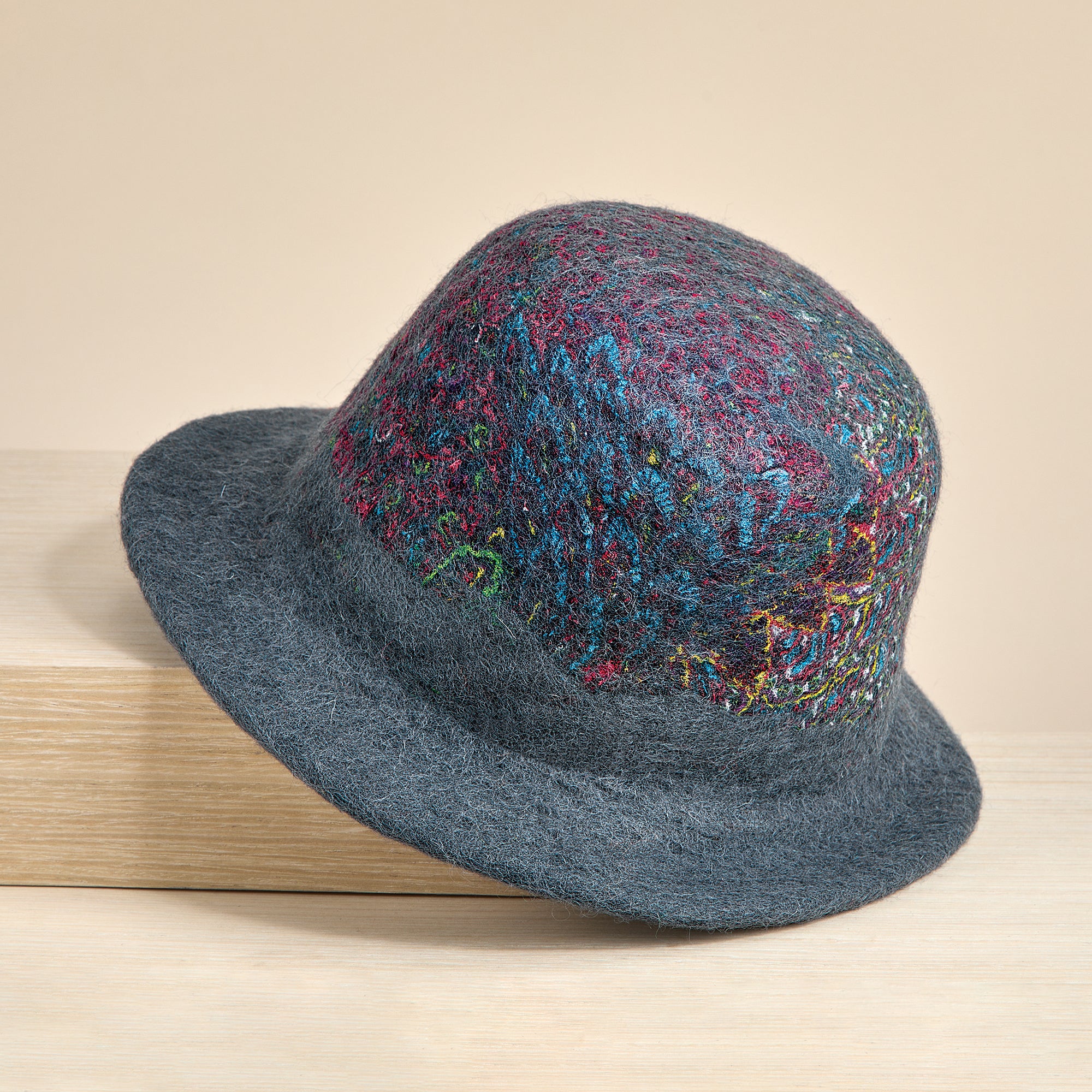 Melinda Grey Inlaid Design Cloche | Uno Alla Volta