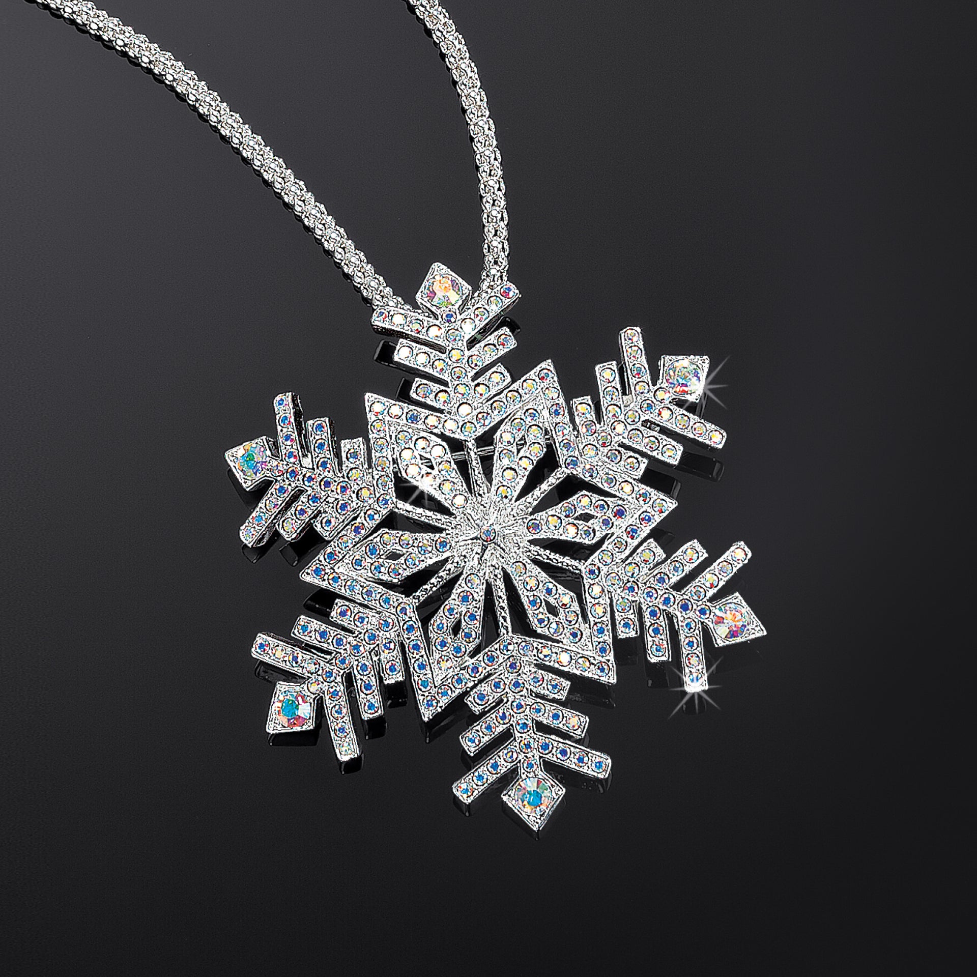 Czech Crystal Snowflake Pendant Necklace | Uno Alla Volta