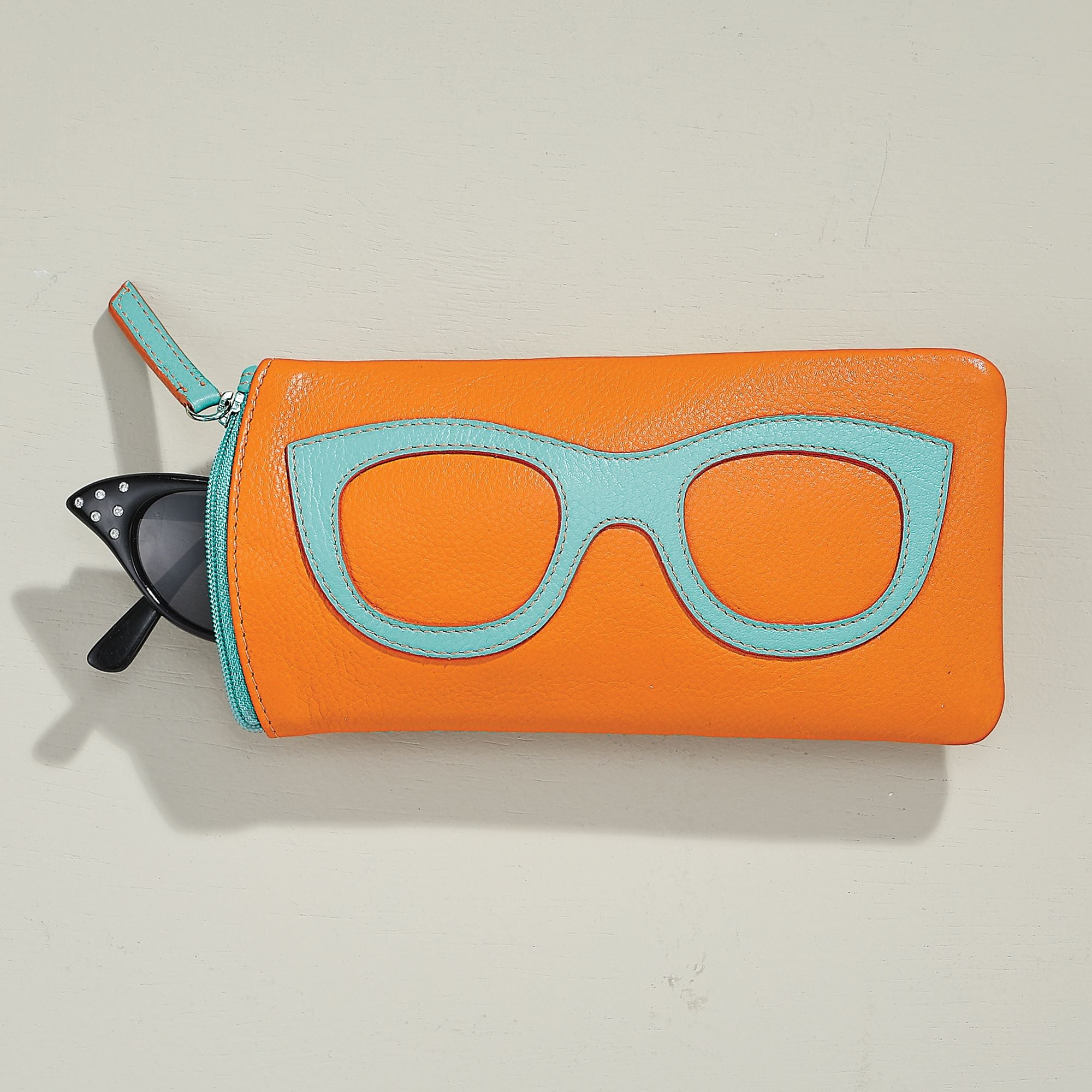 Orange Leather Eyeglass Case | Uno Alla Volta