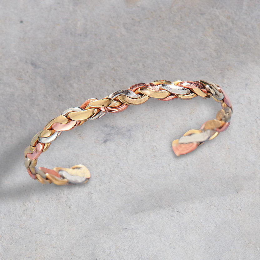 Uno Alla Volta - Shop The Latest Catalog | Uno Alla Volta